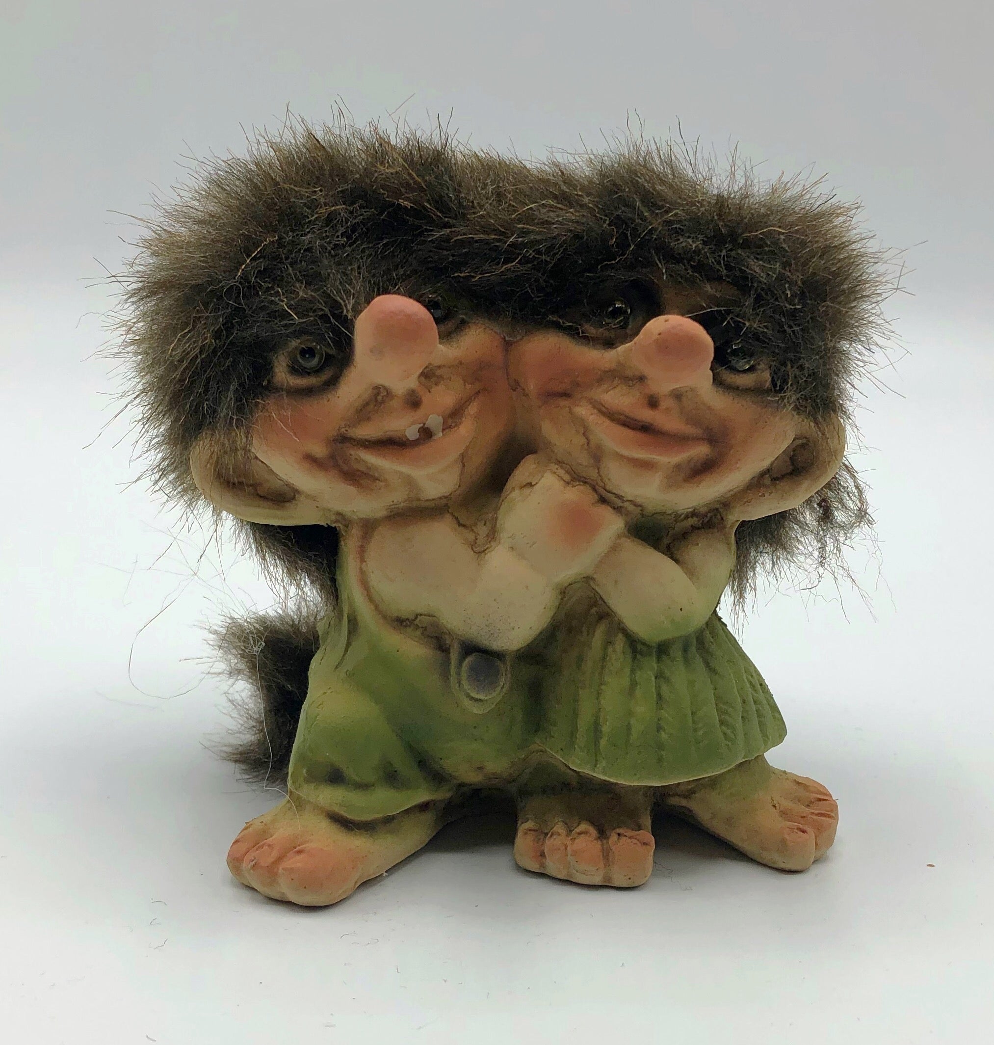 Trolls in Embrace – Finn Ware